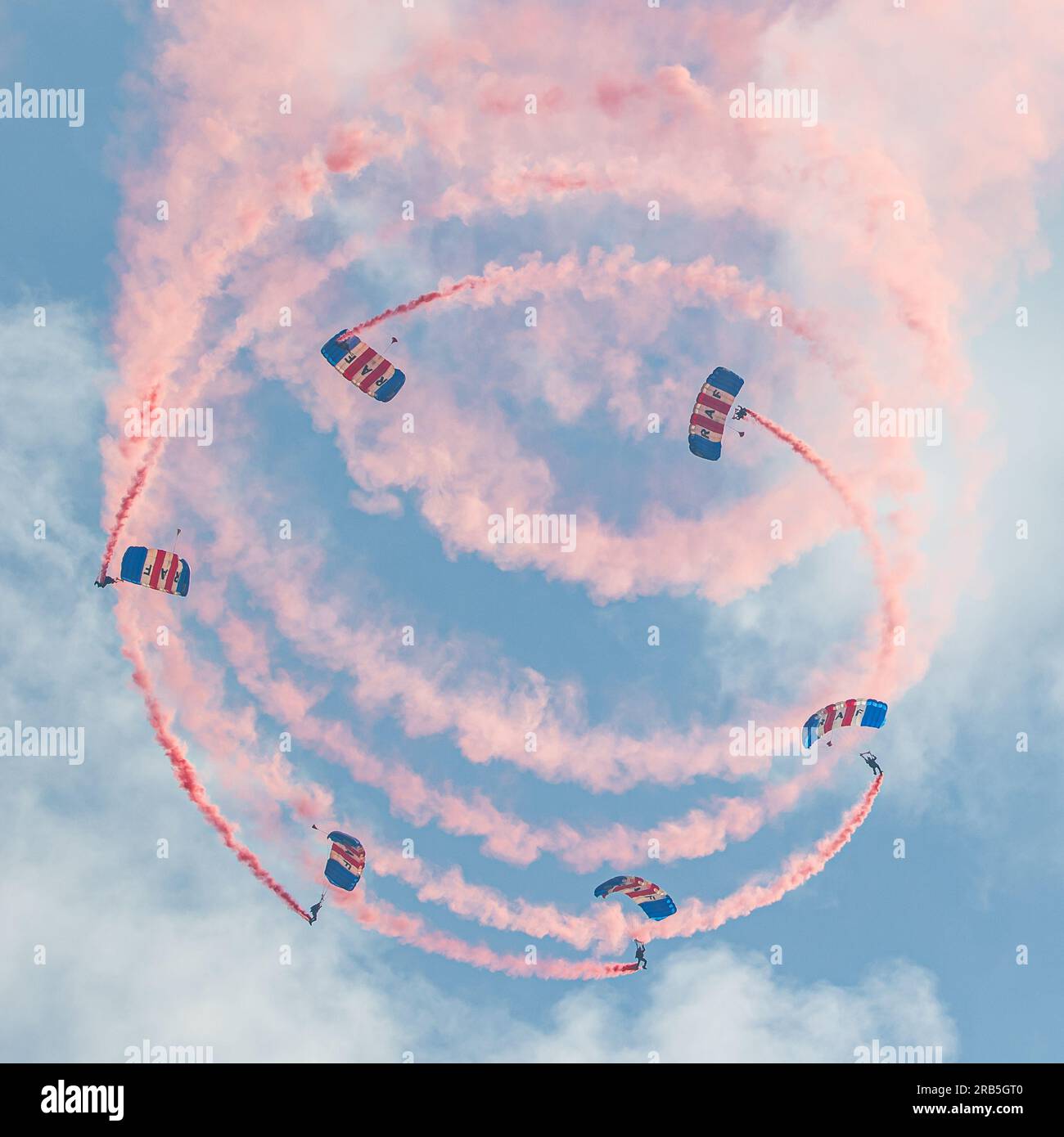 Miitary Parachute display by the RAF Falcons Parachute Display Team at ...