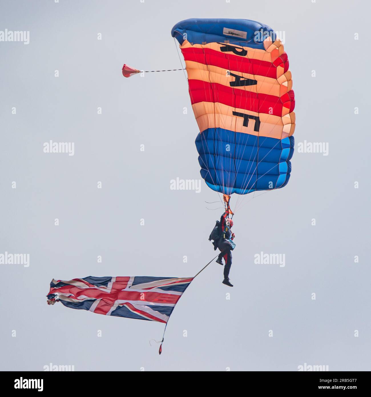 Miitary Parachute display by the RAF Falcons Parachute Display Team at ...