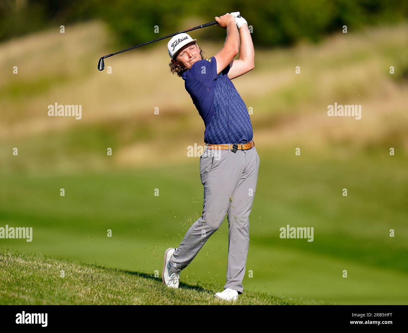 Ripper GC's Cameron Smith plays from the rough during day one of the ...