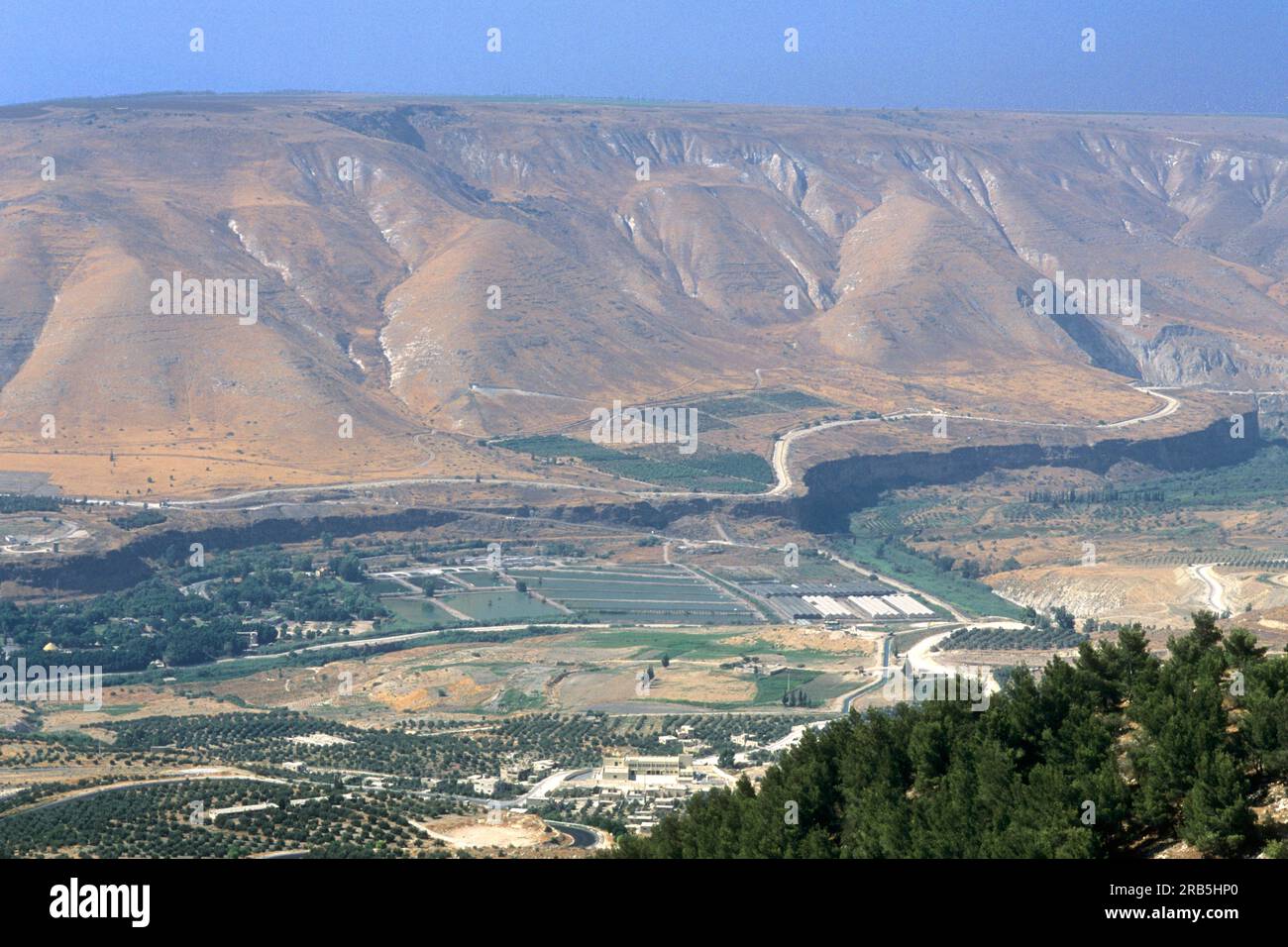 Jordan mountains hi-res stock photography and images - Alamy