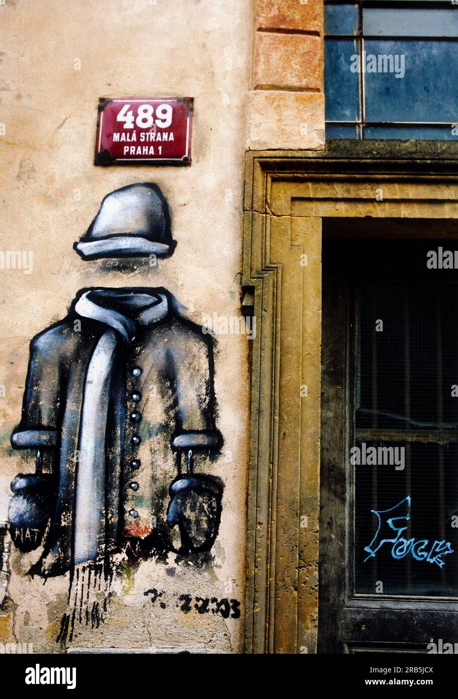 Poetic graffiti hi-res stock photography and images - Alamy