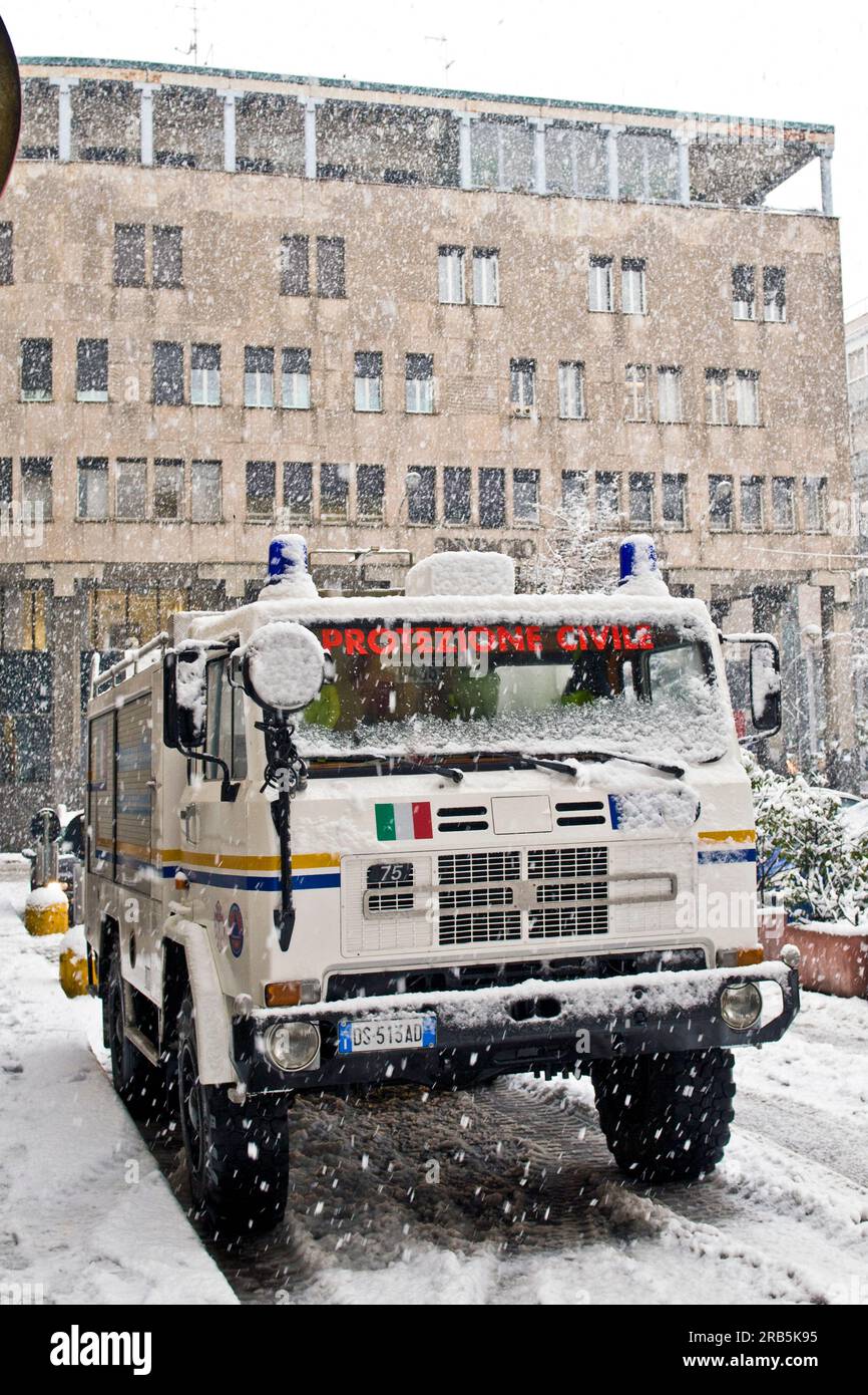 Civil defence vehicles hi-res stock photography and images - Alamy