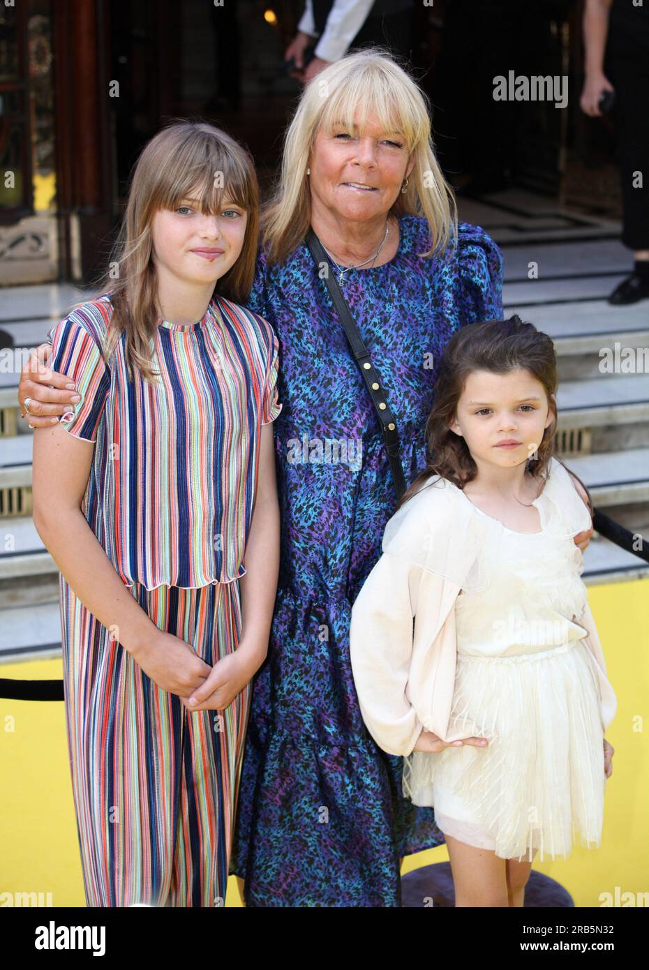 London, UK. Linda Robson and family at The Wizard of Oz musical press ...