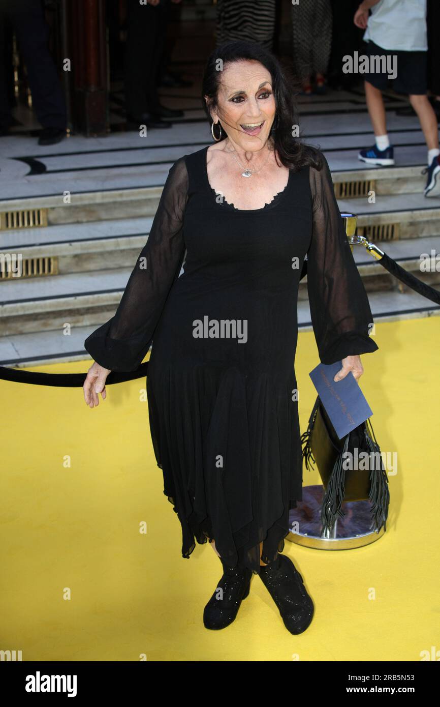 London, UK. Lesley Joseph at The Wizard of Oz musical press night. The ...