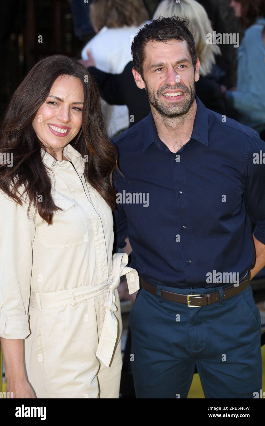 London, UK. Elizabeth Marsland and Kelvin Fletcher at The Wizard of Oz ...