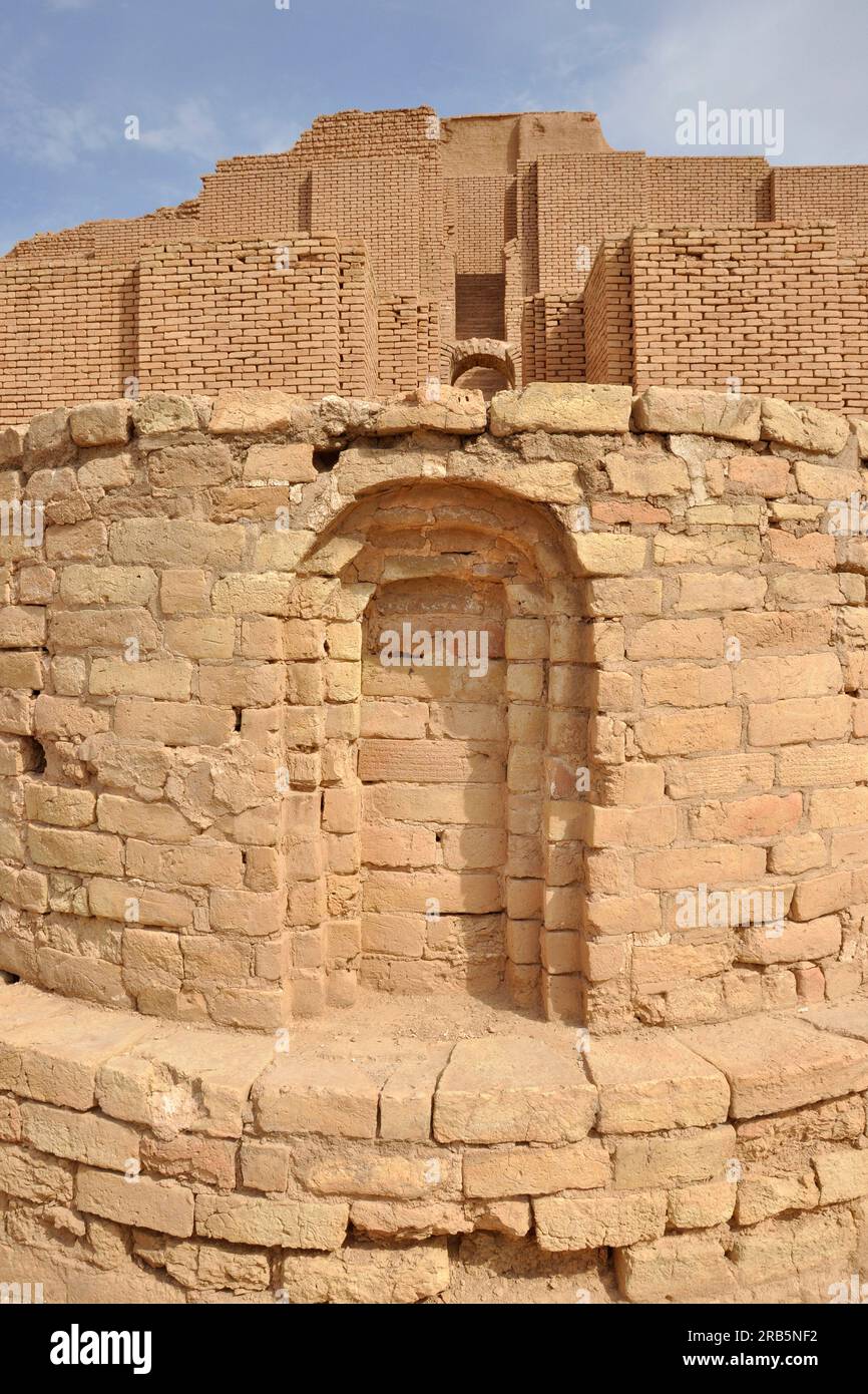Iran. Khuzestan Region. Ahwaz. Choga Zanbil Zigurrat Stock Photo - Alamy