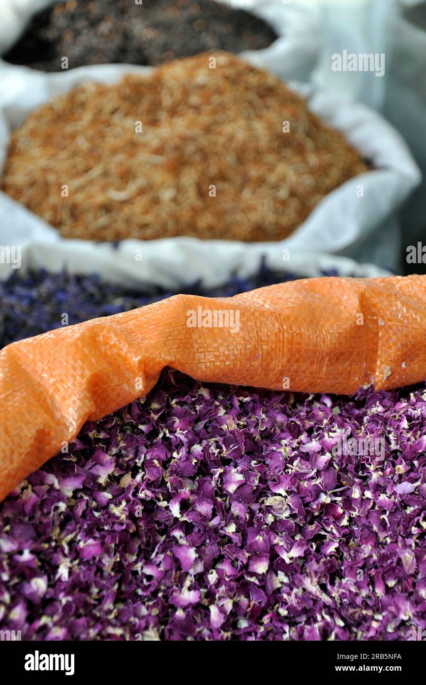 Tehran markets hi-res stock photography and images - Alamy