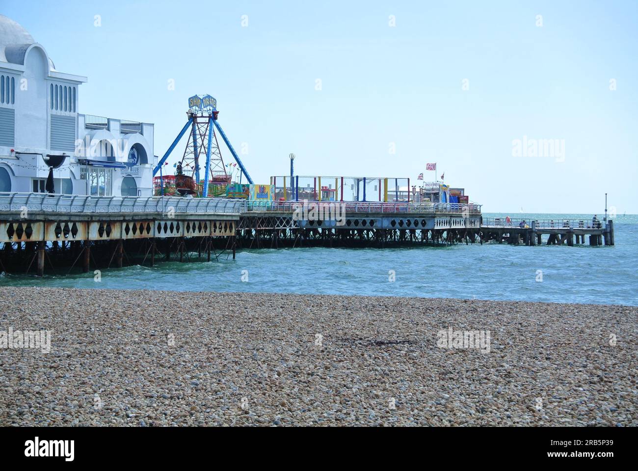 Southsea Pier, South Parade Pier, in England. Summer sunahine and ...