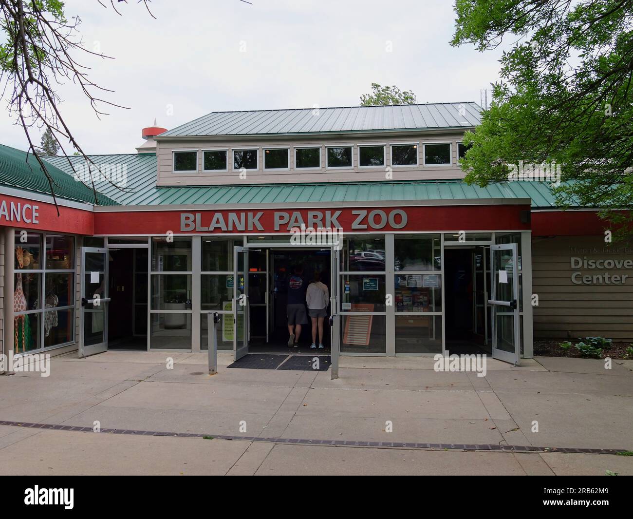 Blank Park Zoo Entrance