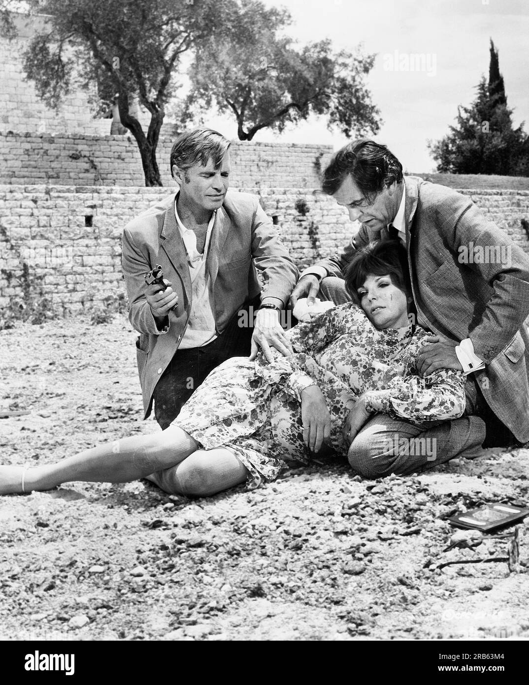 Peppard joan collins hi-res stock photography and images - Alamy