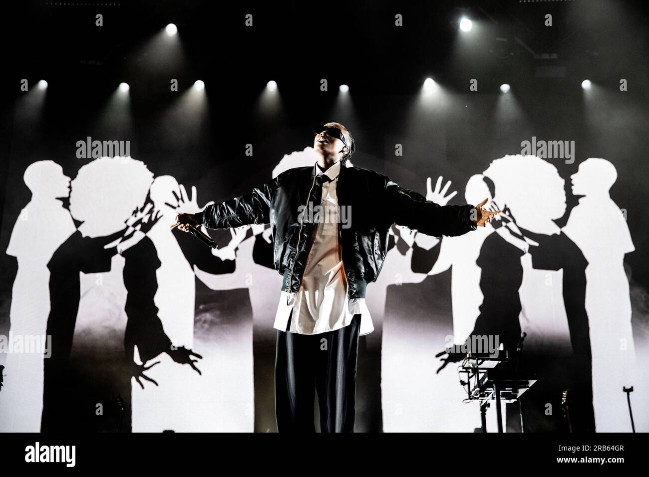 Little simz musician hi-res stock photography and images - Alamy