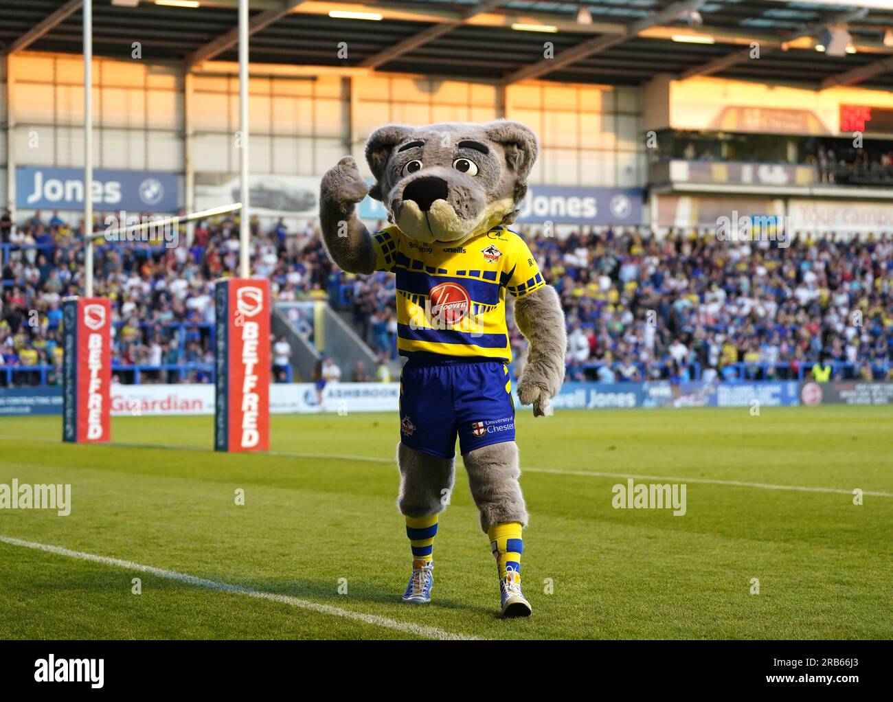 Warrington Wolves mascot Wolfie during the Betfred Super League match ...