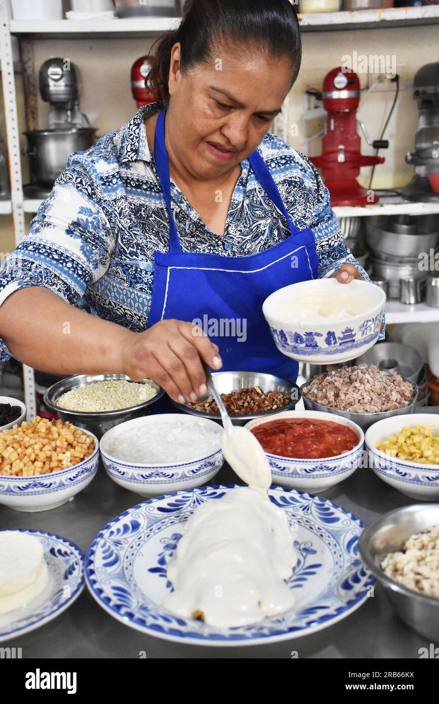 Preparing chile en nogada hi-res stock photography and images - Alamy