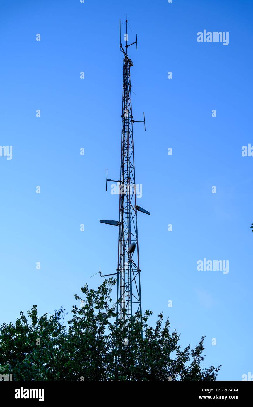 Aerial antennas mast transmitter hi-res stock photography and images ...
