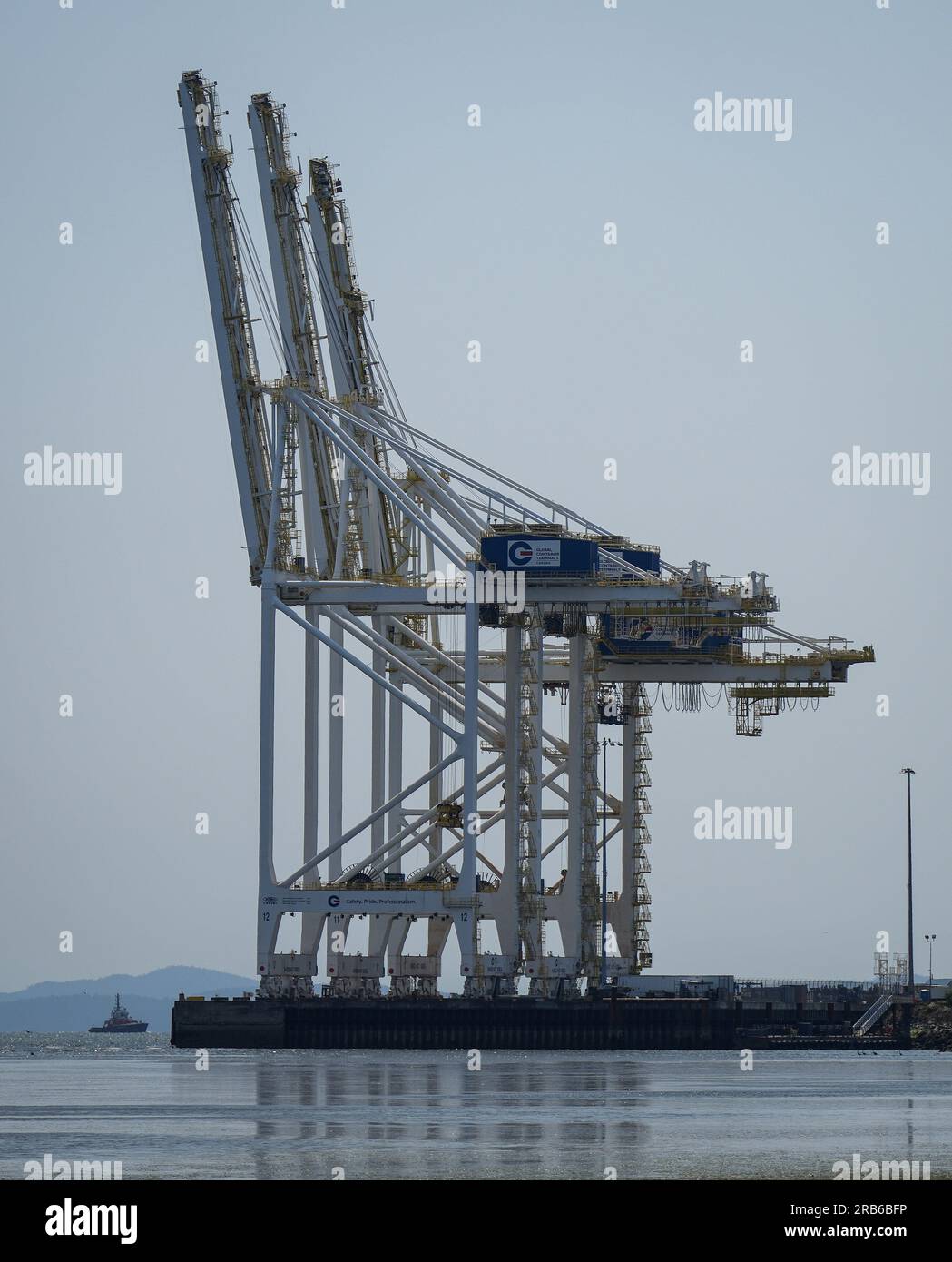 Delta, Canada. 07th July, 2023. Gantry cranes used to load and unload ...