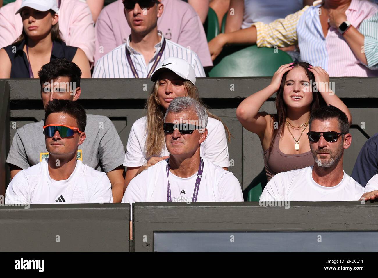 Paula badosa coach hi-res stock photography and images - Alamy