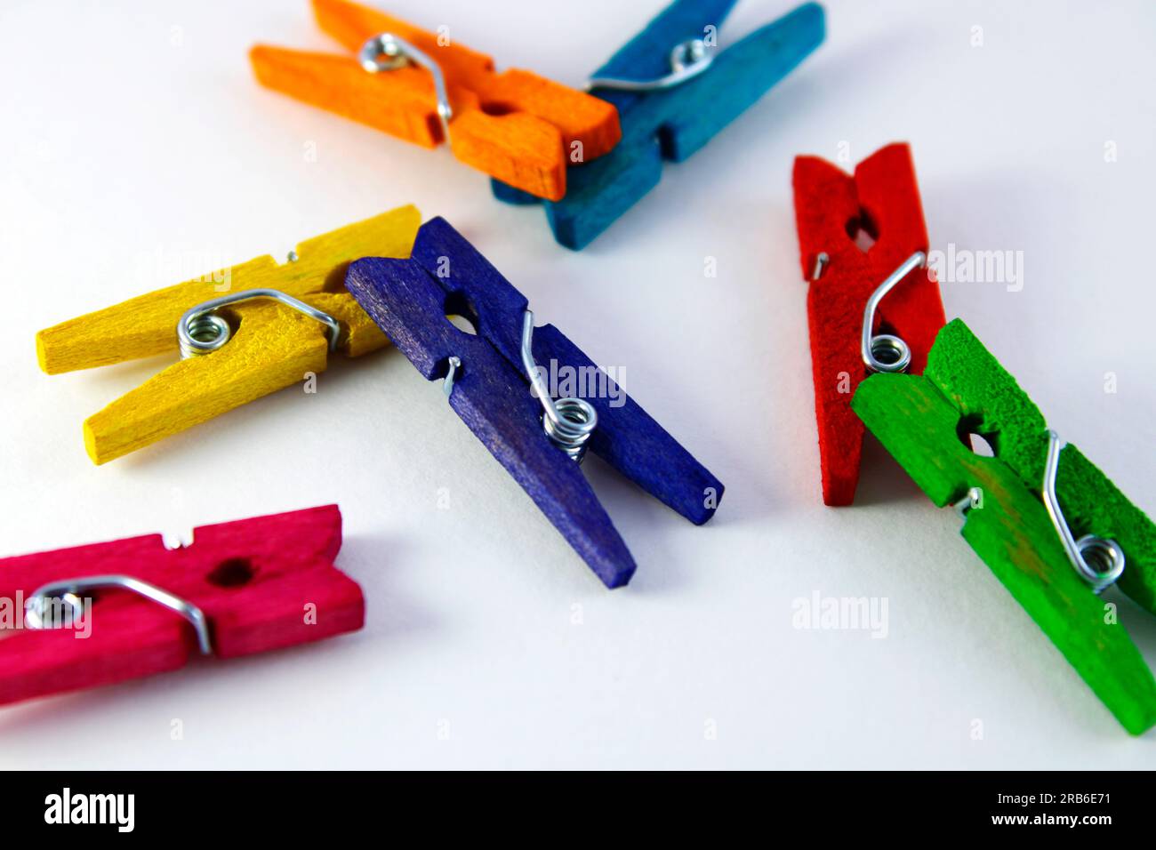 Colorful clothespins with rainbow colors Stock Photo - Alamy
