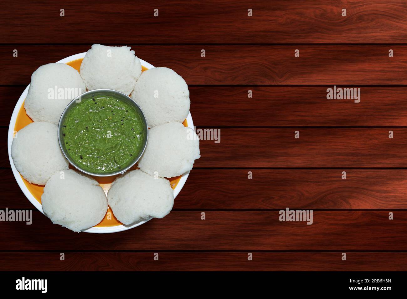 Idly in plate hi-res stock photography and images - Alamy