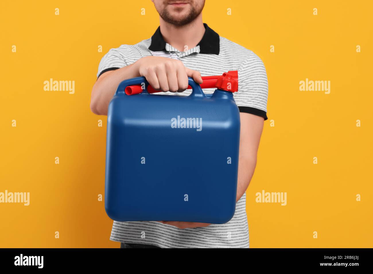 Man petrol can car hi-res stock photography and images - Alamy