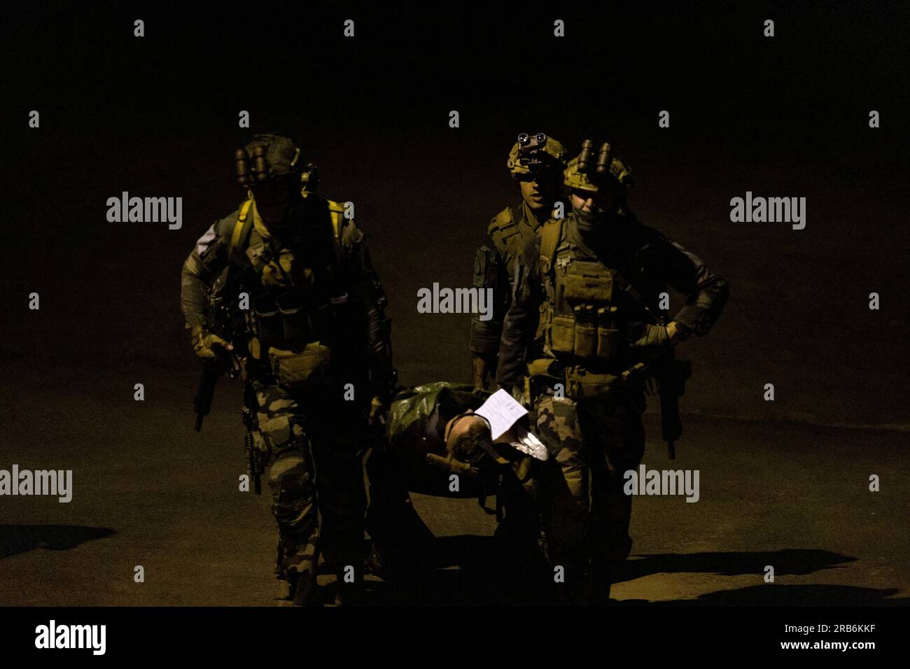 French army special forces command hi-res stock photography and images ...