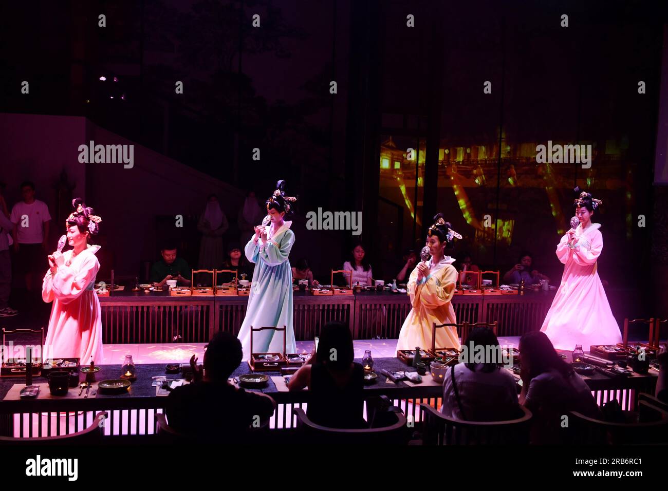 **CHINESE MAINLAND, HONG KONG, MACAU AND TAIWAN OUT** The immersive Han ...