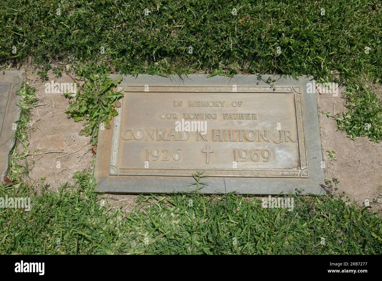 Culver City, California, USA 6th July 2023 Conrad Hilton Jr. Grave at ...