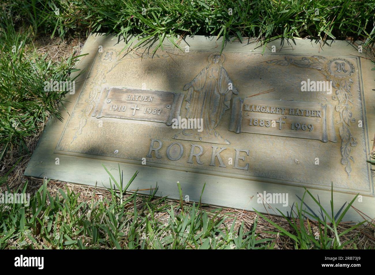 Larry Hagman Grave