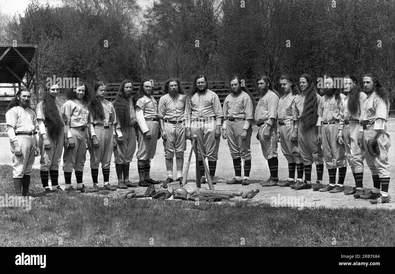 Benton Harbor, Michigan: c. 1918 The House of David baseball team Stock ...