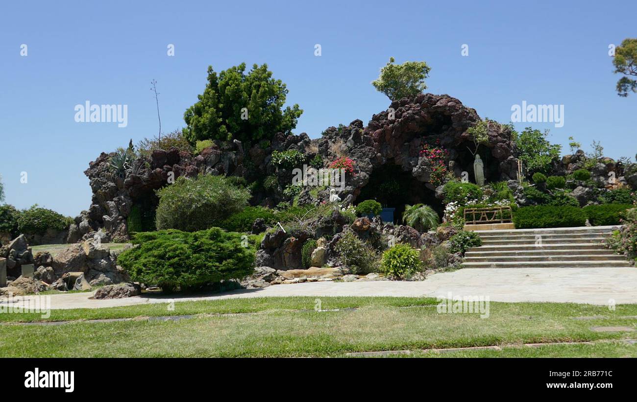 Culver City, California, USA 6th July 2023 Singer Bing Crosby Grave in ...