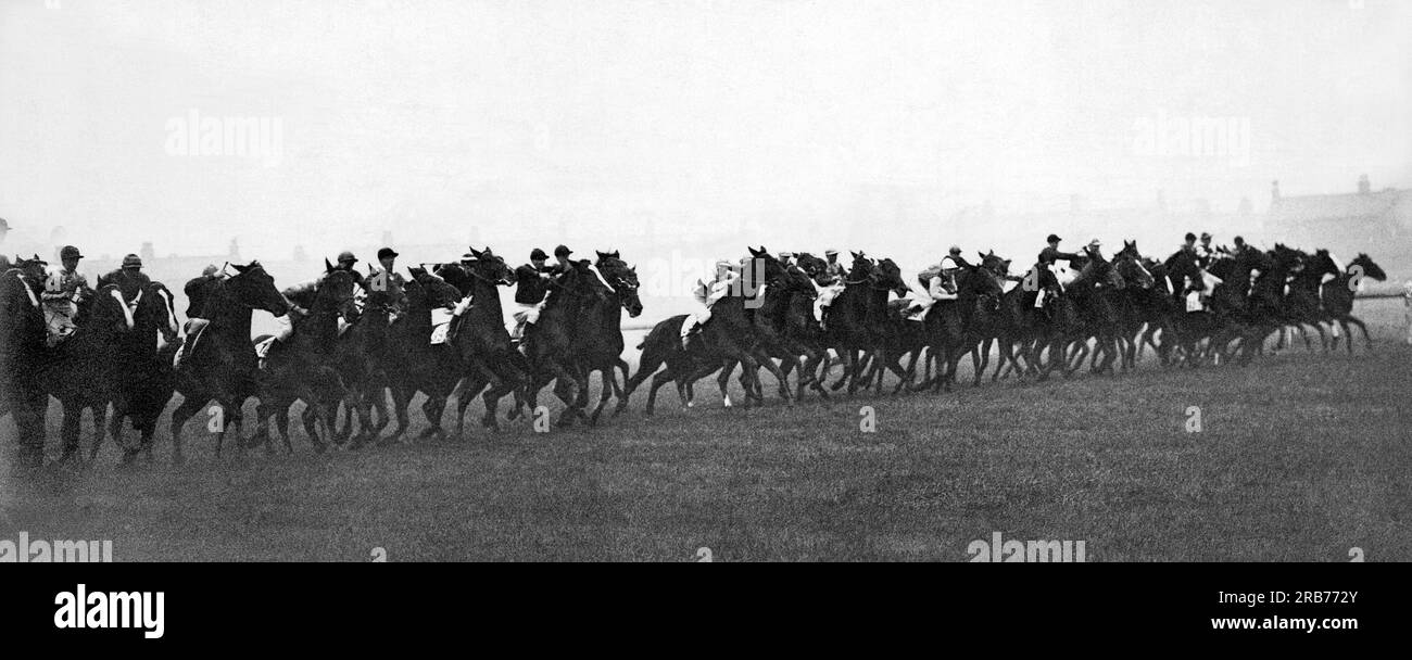 Manchester england 1930s hi-res stock photography and images - Alamy