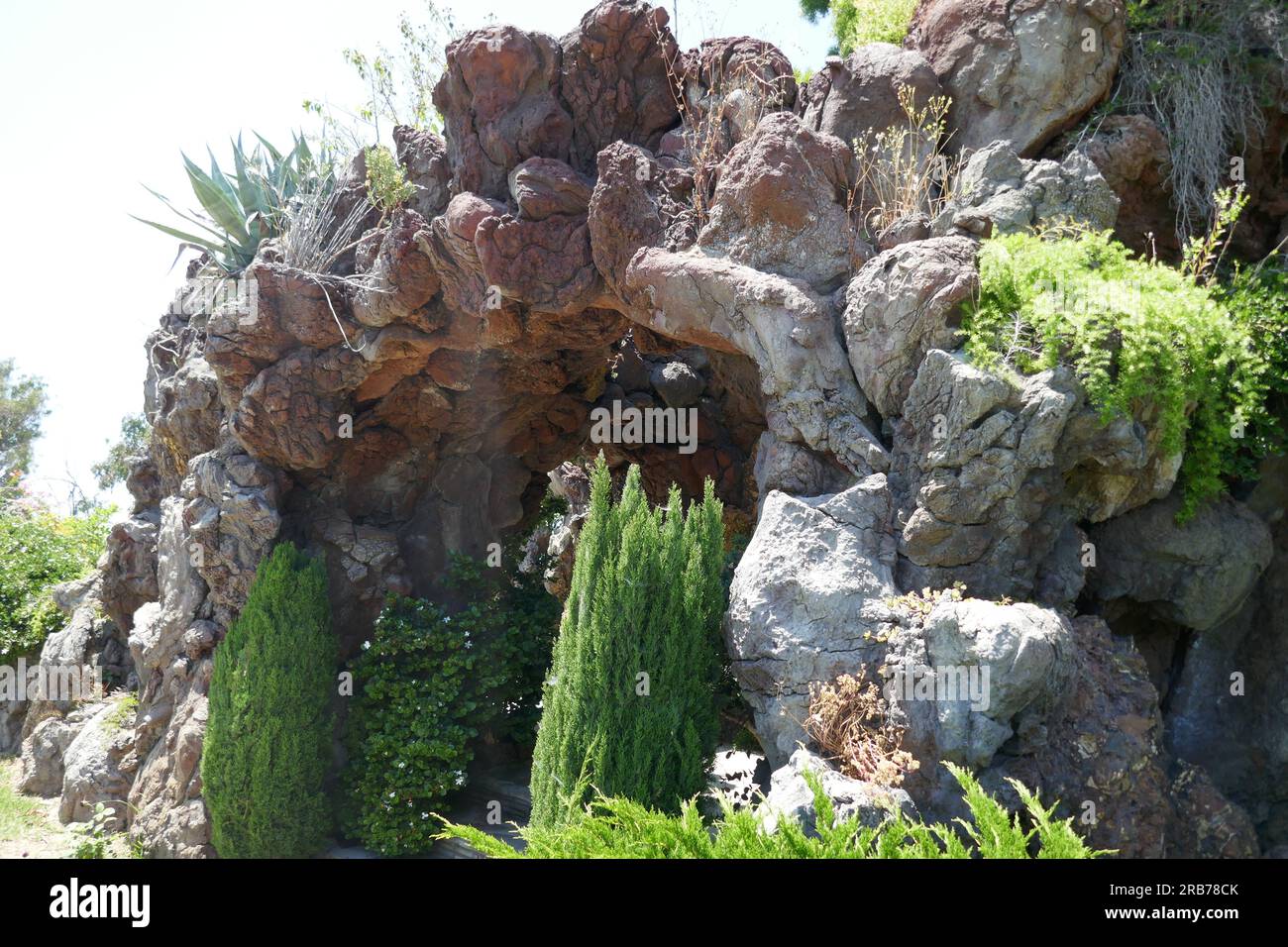 Grotto of holy cross cemetery hi-res stock photography and images - Alamy