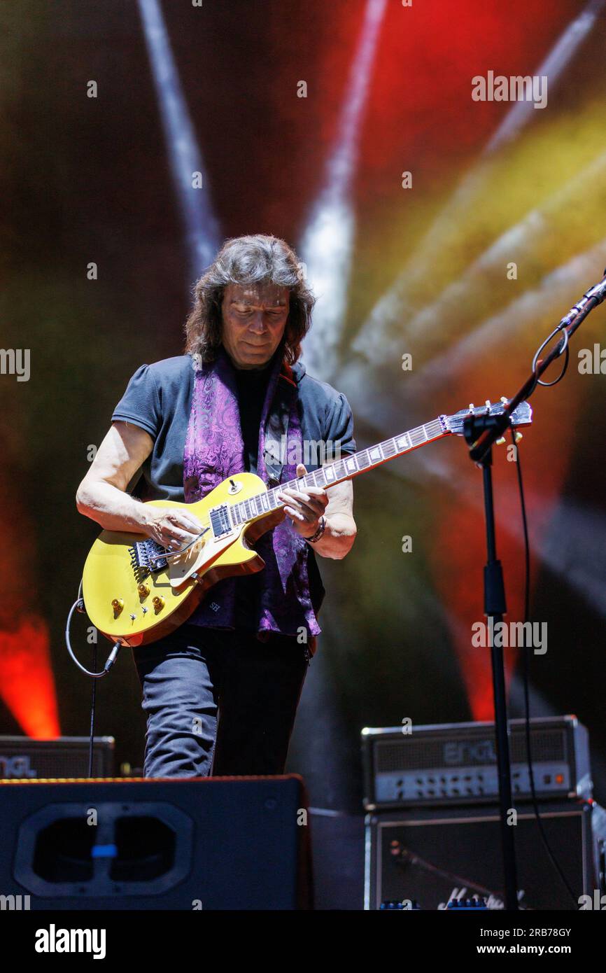 Steve hackett singer hi-res stock photography and images - Alamy