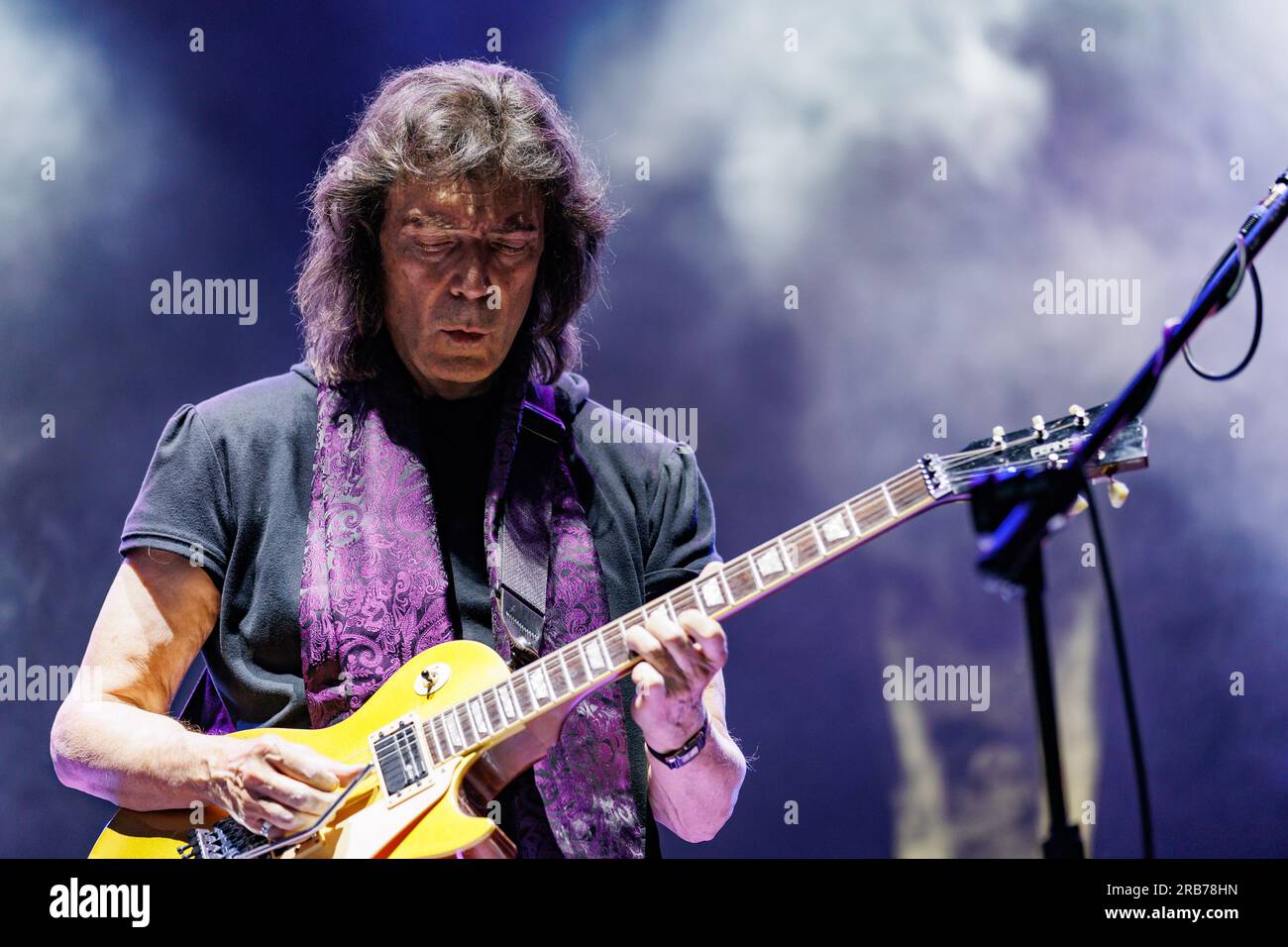 Steve hackett singer hi-res stock photography and images - Alamy