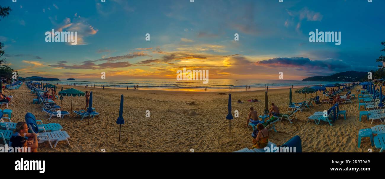 Loose cloud cover hi-res stock photography and images - Alamy