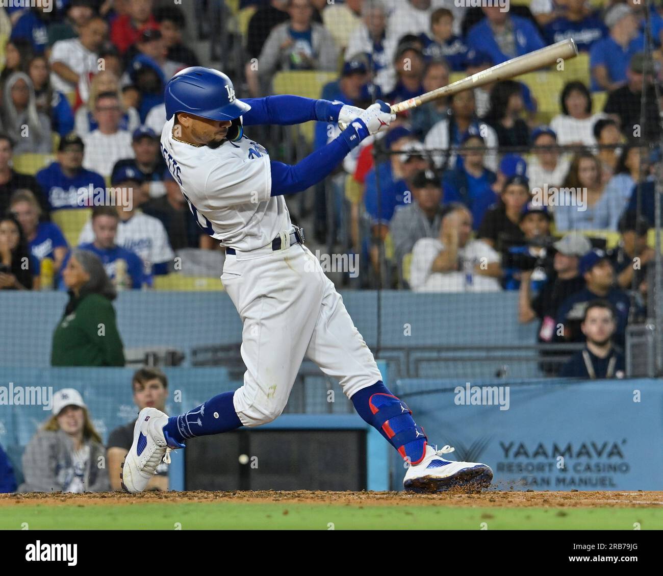 Tyler anderson los angeles angels hi-res stock photography and images ...