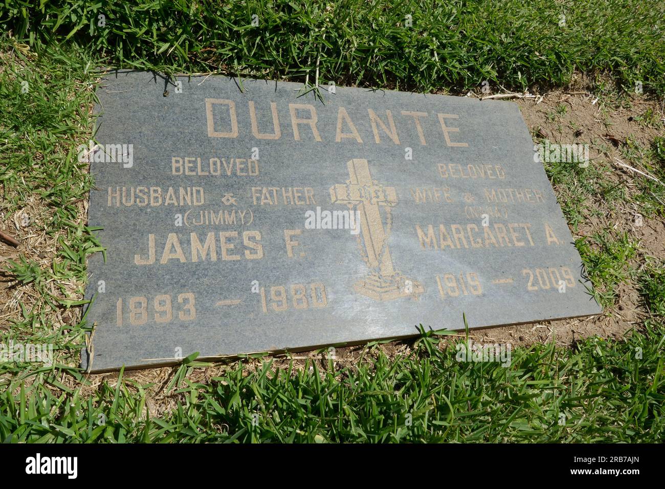 Culver City, California, USA 6th July 2023 Comedian Jimmy Durante Grave ...
