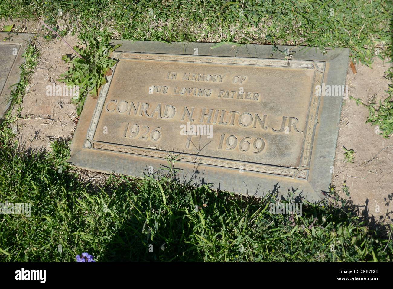 Culver City, California, USA 6th July 2023 Conrad Hilton Jr. Grave at ...