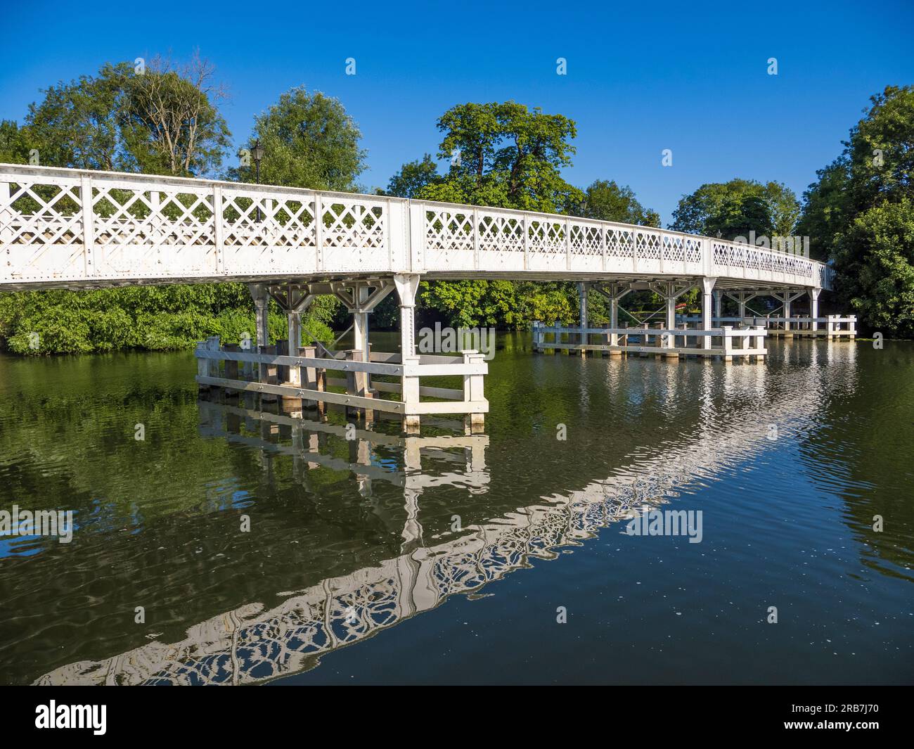 Whitchurch bridge reading hi-res stock photography and images - Alamy