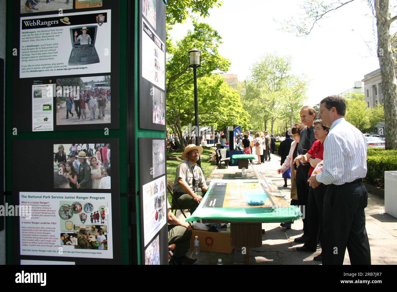 Earth Day activities on and around the National Mall, including ...