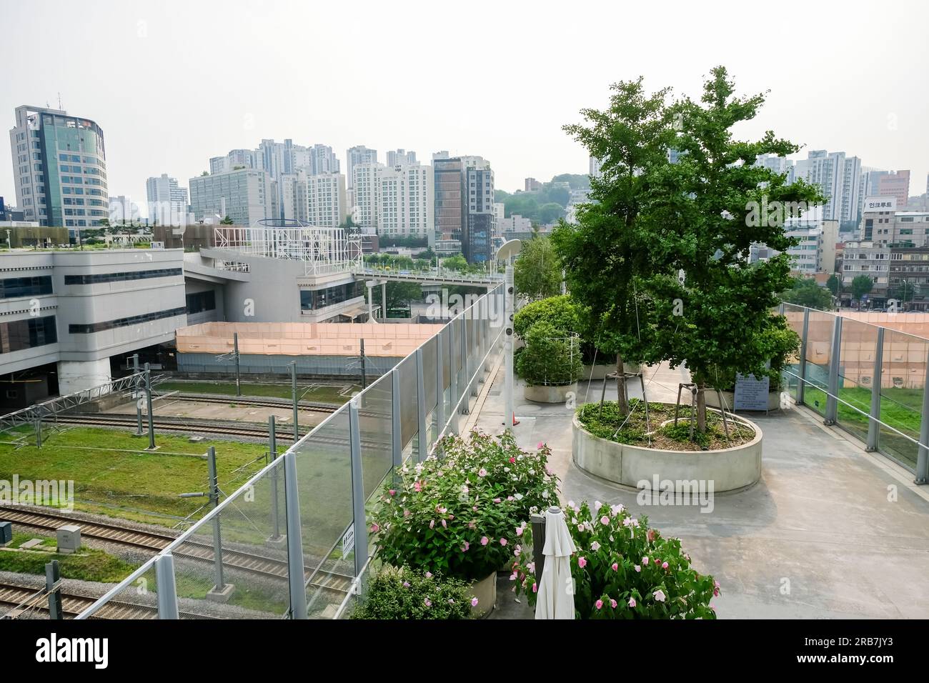 Seoul, South Korea - 10 July 2022: Seoullo 7017 Seoul Skygarden or ...