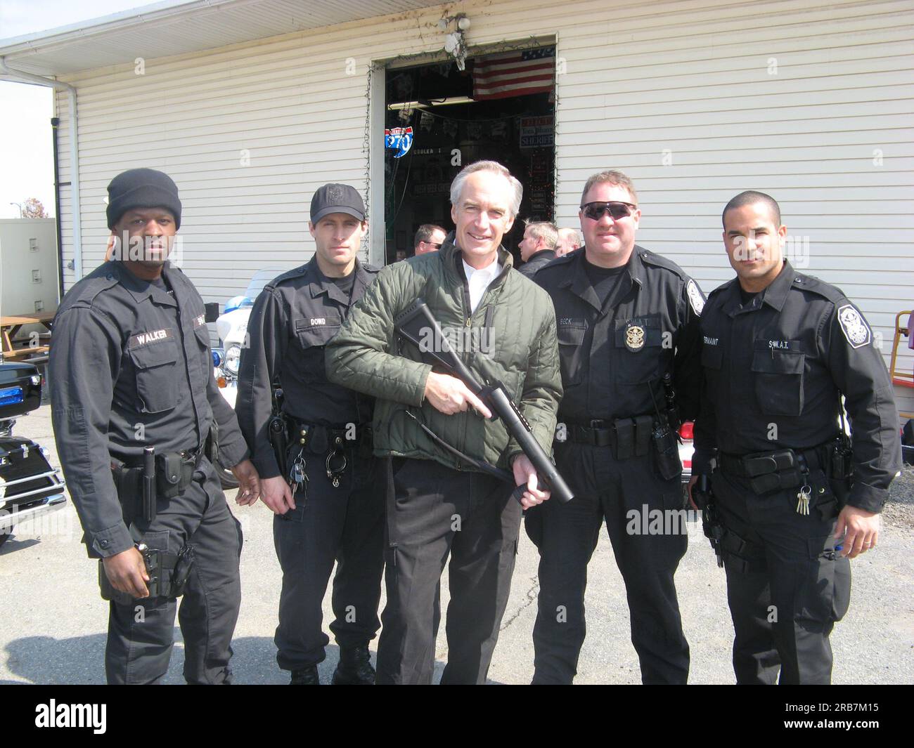 Secretary Dirk Kempthorne on visit to U.S. Park Police Special Weapons ...