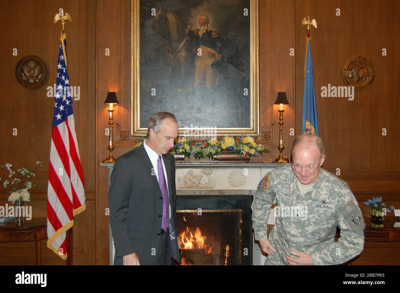 Secretary Dirk Kempthorne receiving visit at Main Interior from ...