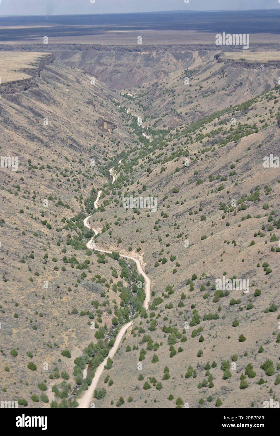 Visit of Secretary Dirk Kempthorne to southwestern Idaho, where he took ...