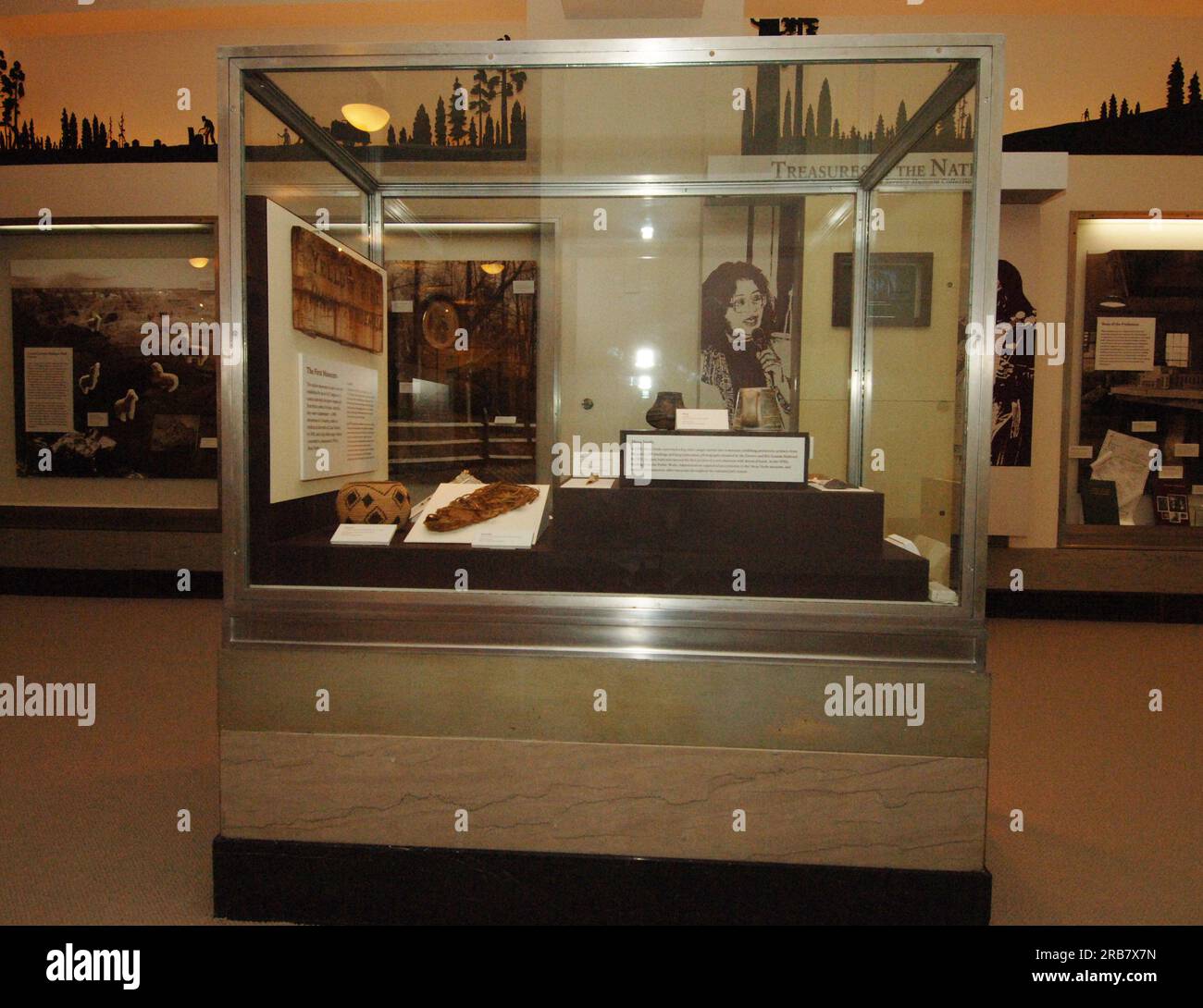 Interior Museum exhibits, viewing spaces Stock Photo - Alamy