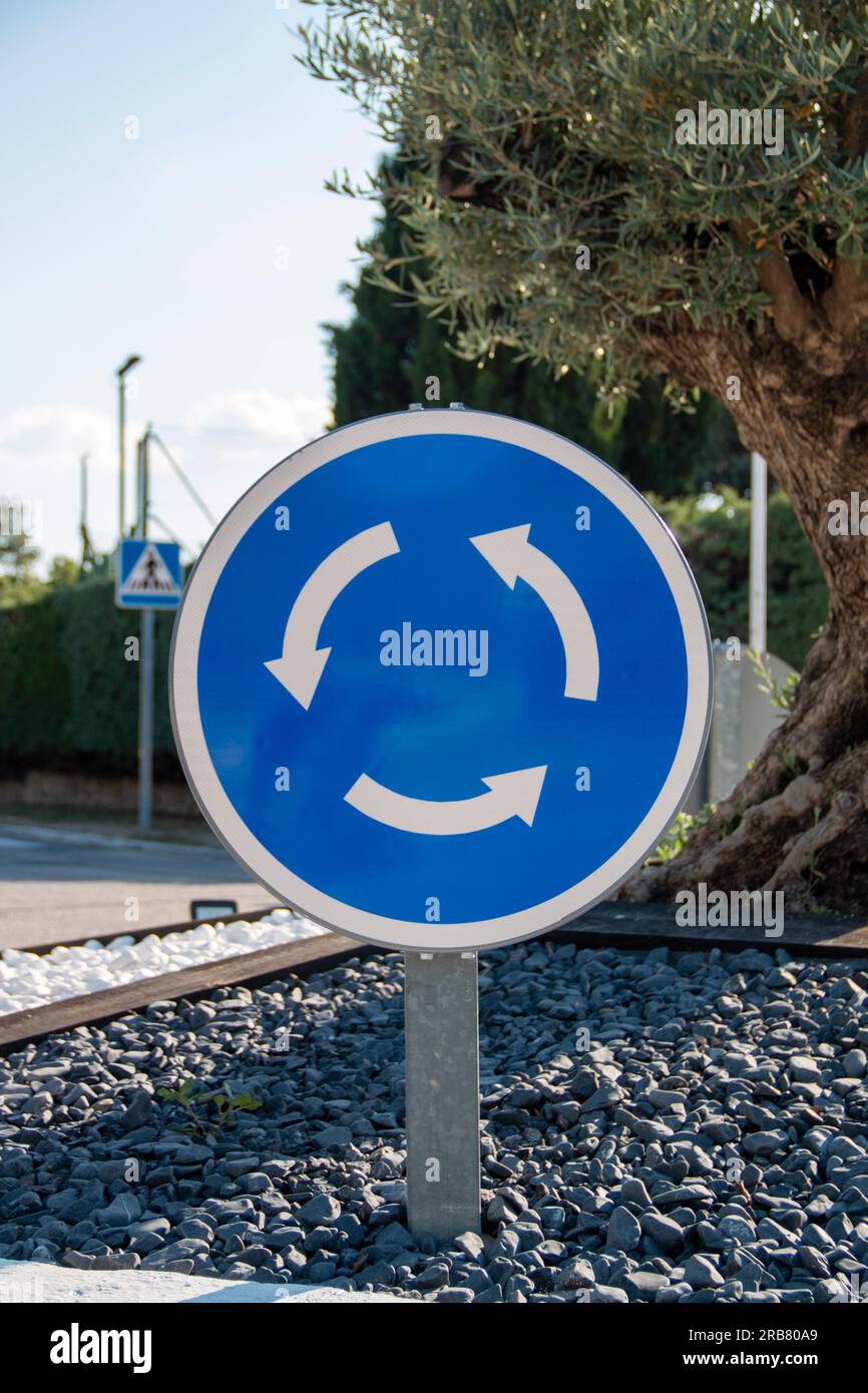 Different Traffic Signs. Roundabout Stock Photo - Alamy Different Traffic Signs. Roundabout Stock Photo - Alamy