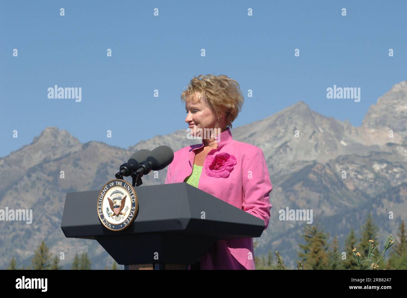 Dedication ceremony for the new Craig Thomas Discovery and Visitor ...