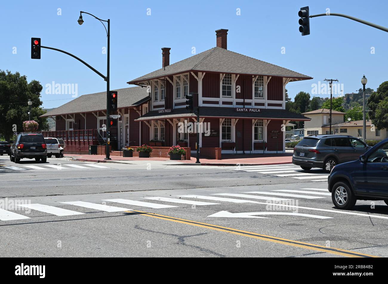 Santa paula hi-res stock photography and images - Alamy