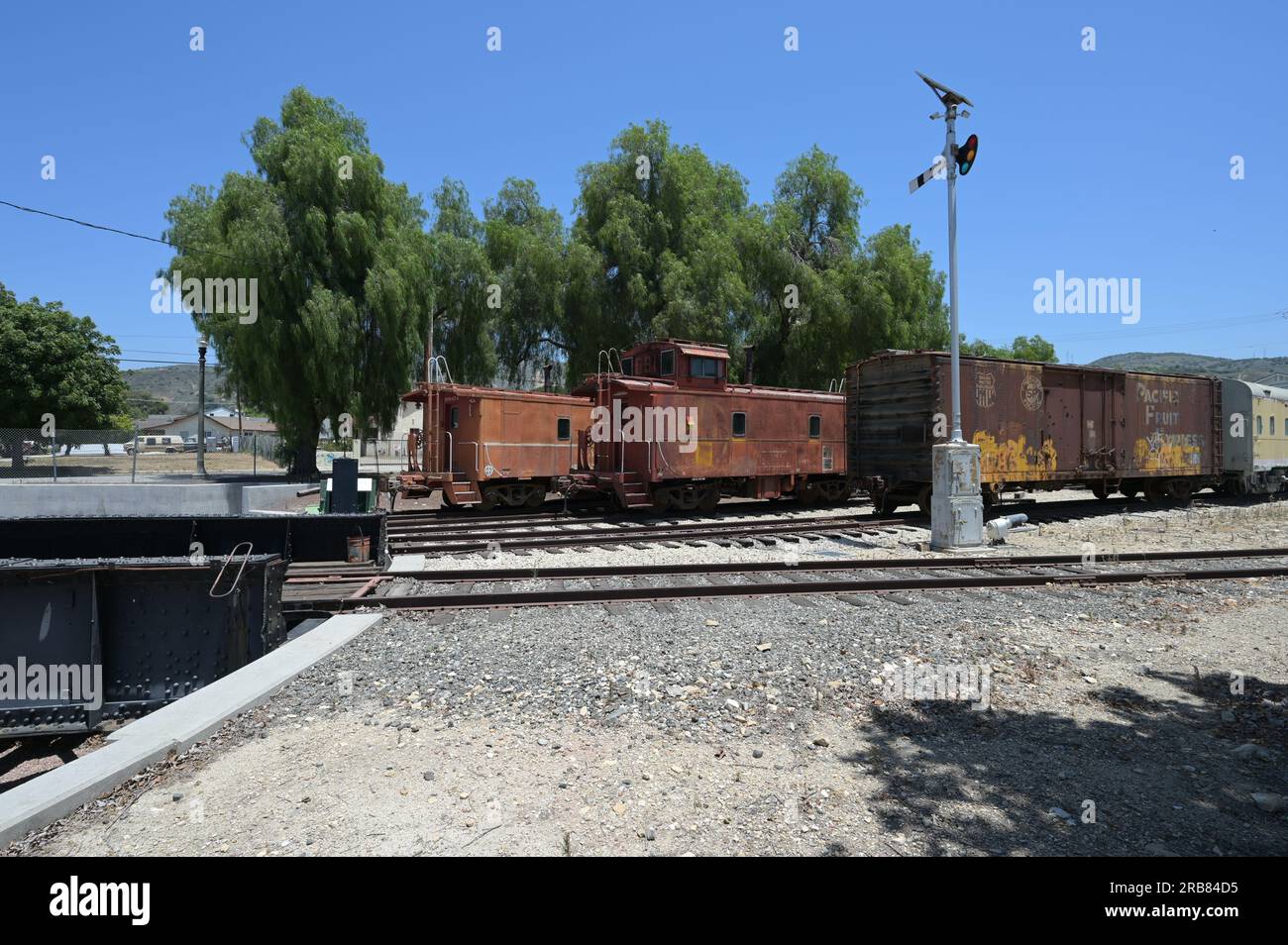 Rusting rolling stock hi-res stock photography and images - Alamy