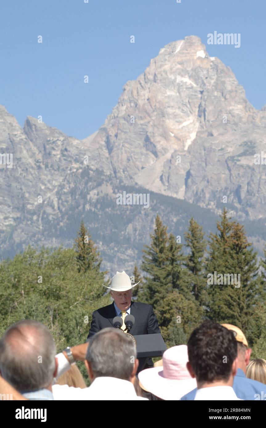 Dedication ceremony for the new Craig Thomas Discovery and Visitor ...