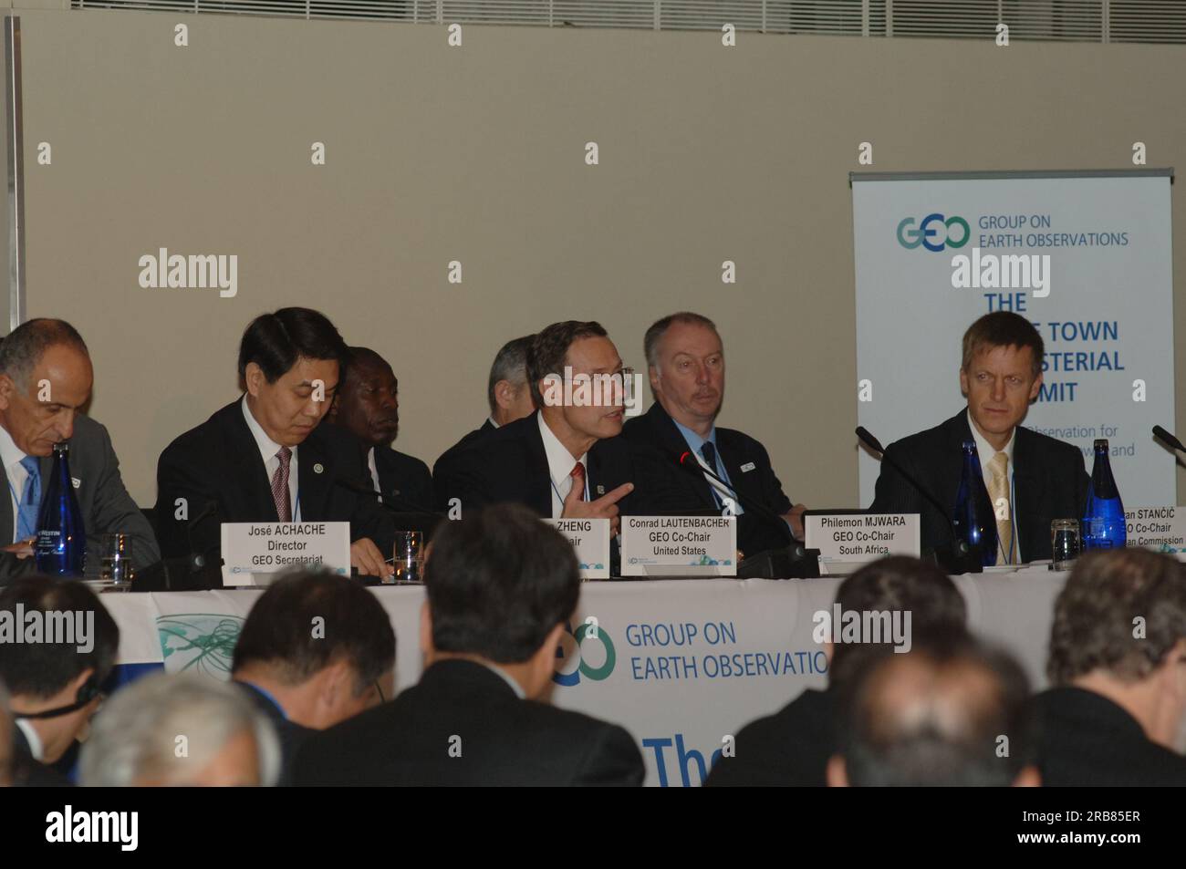 Highlight views from the Group on Earth Observations (GEO) Ministerial ...